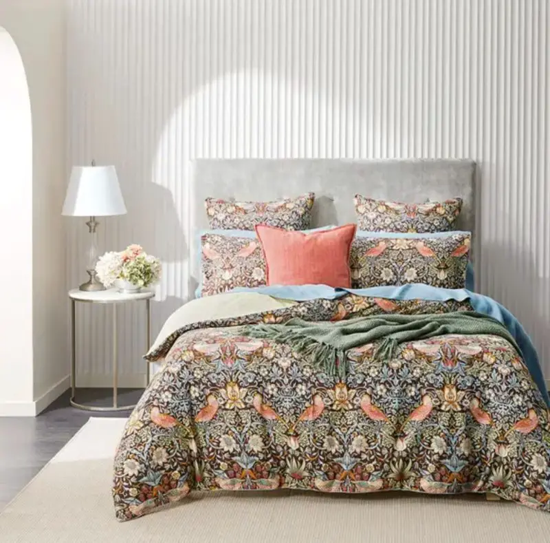 How to Infuse Warmth and Comfort into Your Bedroom Décor