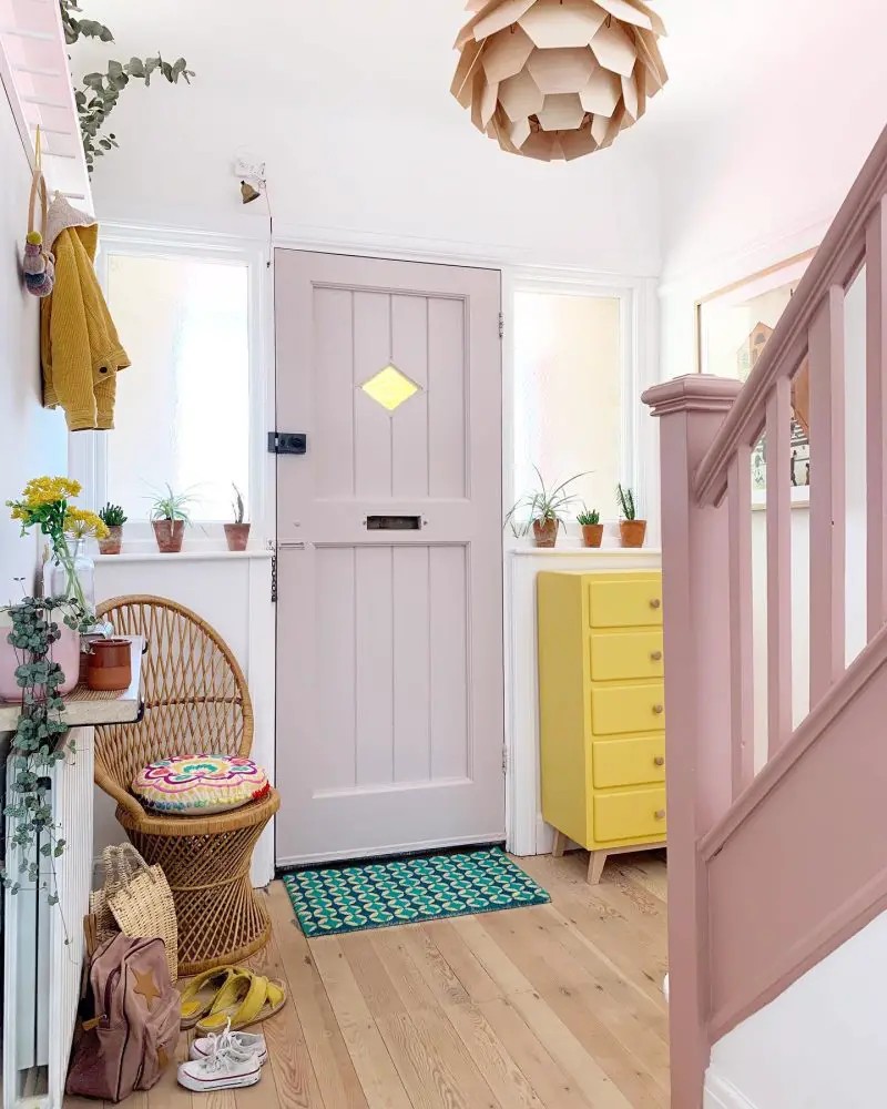 Farrow and Ball Peignoir: How to Use This Romantic Colour
