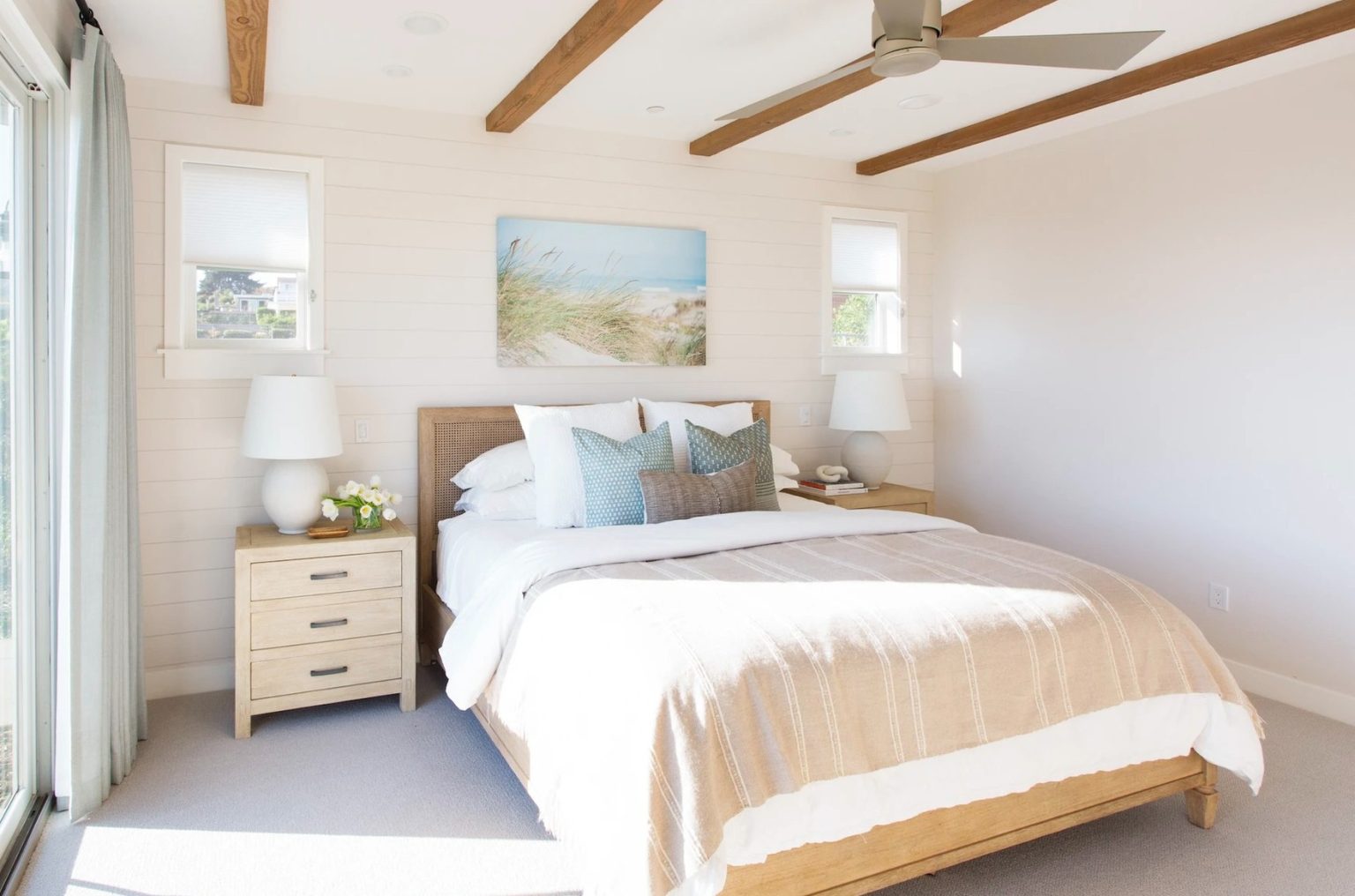9 Stunning Beach Bedroom Ideas That Will Stand The Test of Time - Emily ...